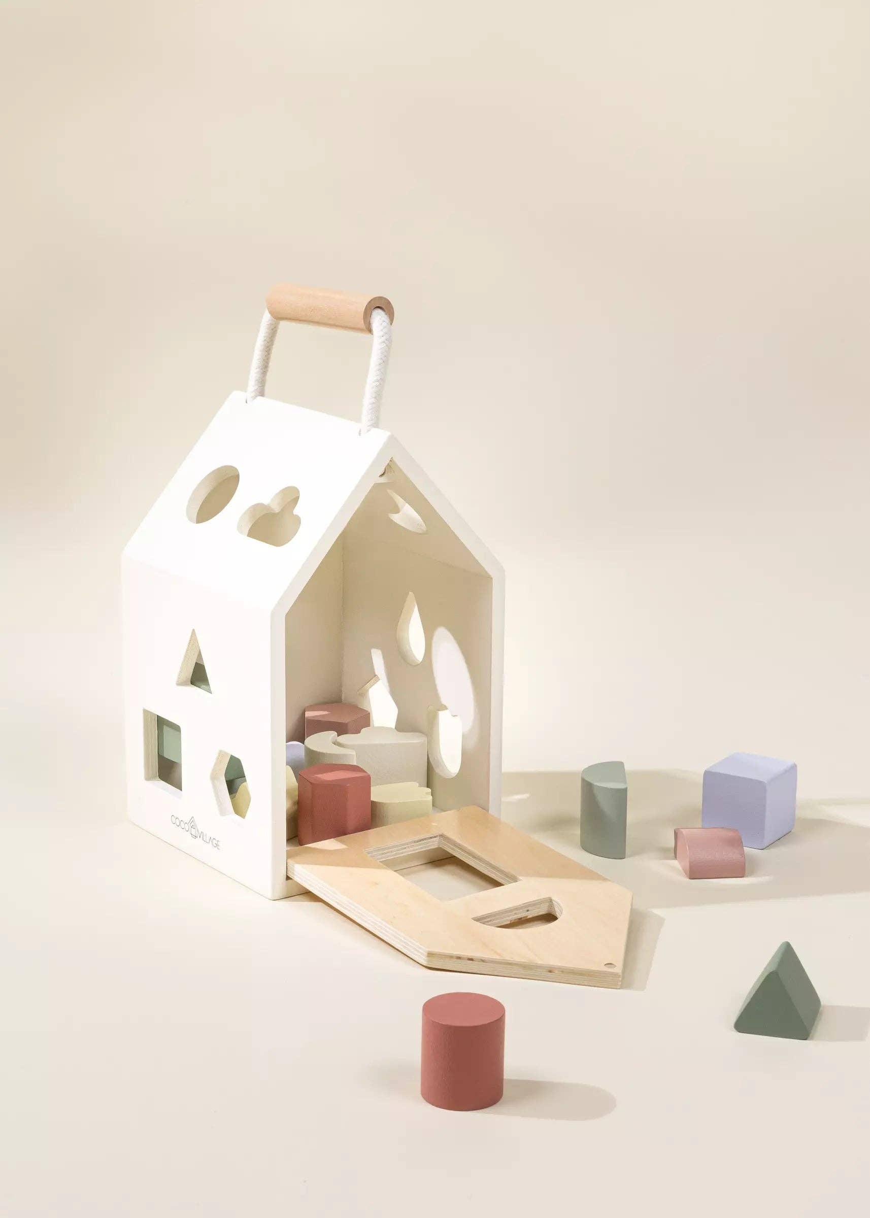 wooden shapes sorting house – Ivory Soul